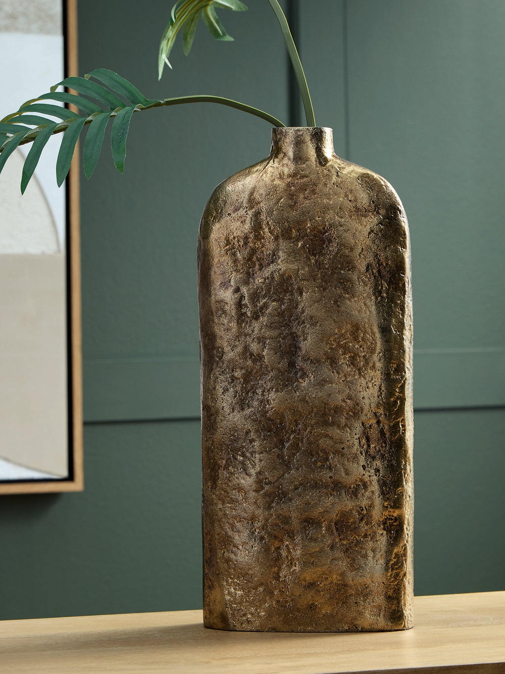 Wallmond Vase – FOS Furniture (FL)